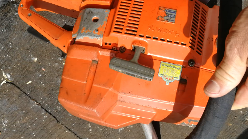 OEM HUSQVARNA 288 XP CHAINSAW WRAP HANDLEBAR RUNS NICE LEAKS OIL | eBay