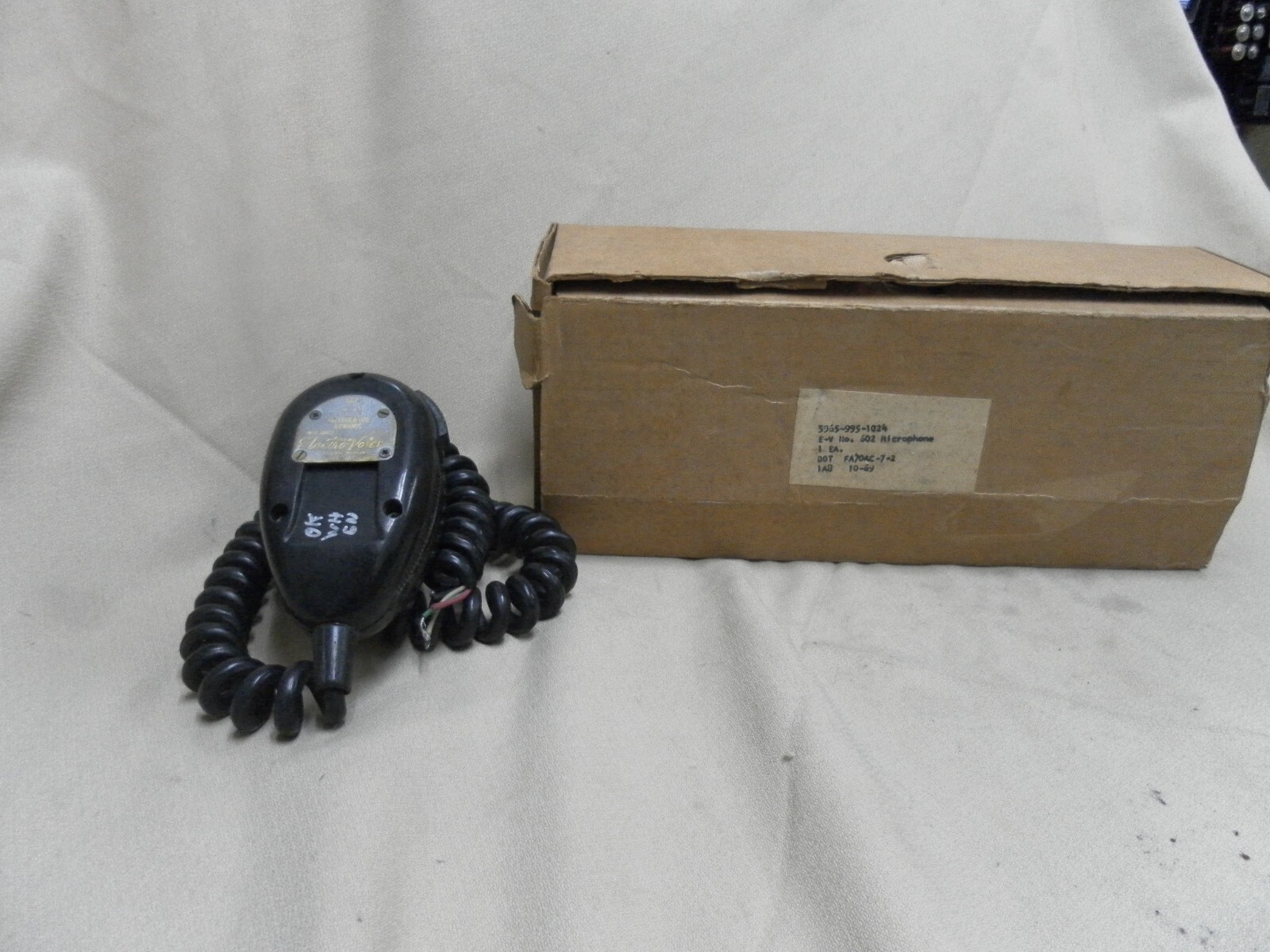 ELECTROVOICE MODEL 602 DIFFERENTIAL DYNAMIC MICROPHONE 5965-00-682-2750 ...