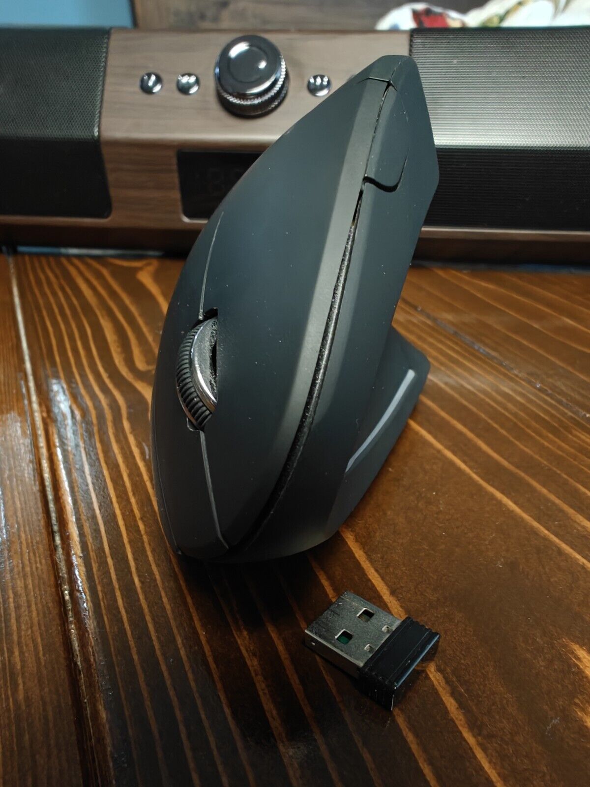 Anker Wireless 2.4G Ergonomic Vertical Optical Mouse - Black (‎AK ...