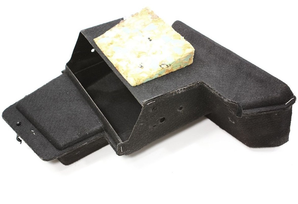 LH Rear Trunk Storage Bin CD Changer Cubby Audi TT MK1 Roadster ...