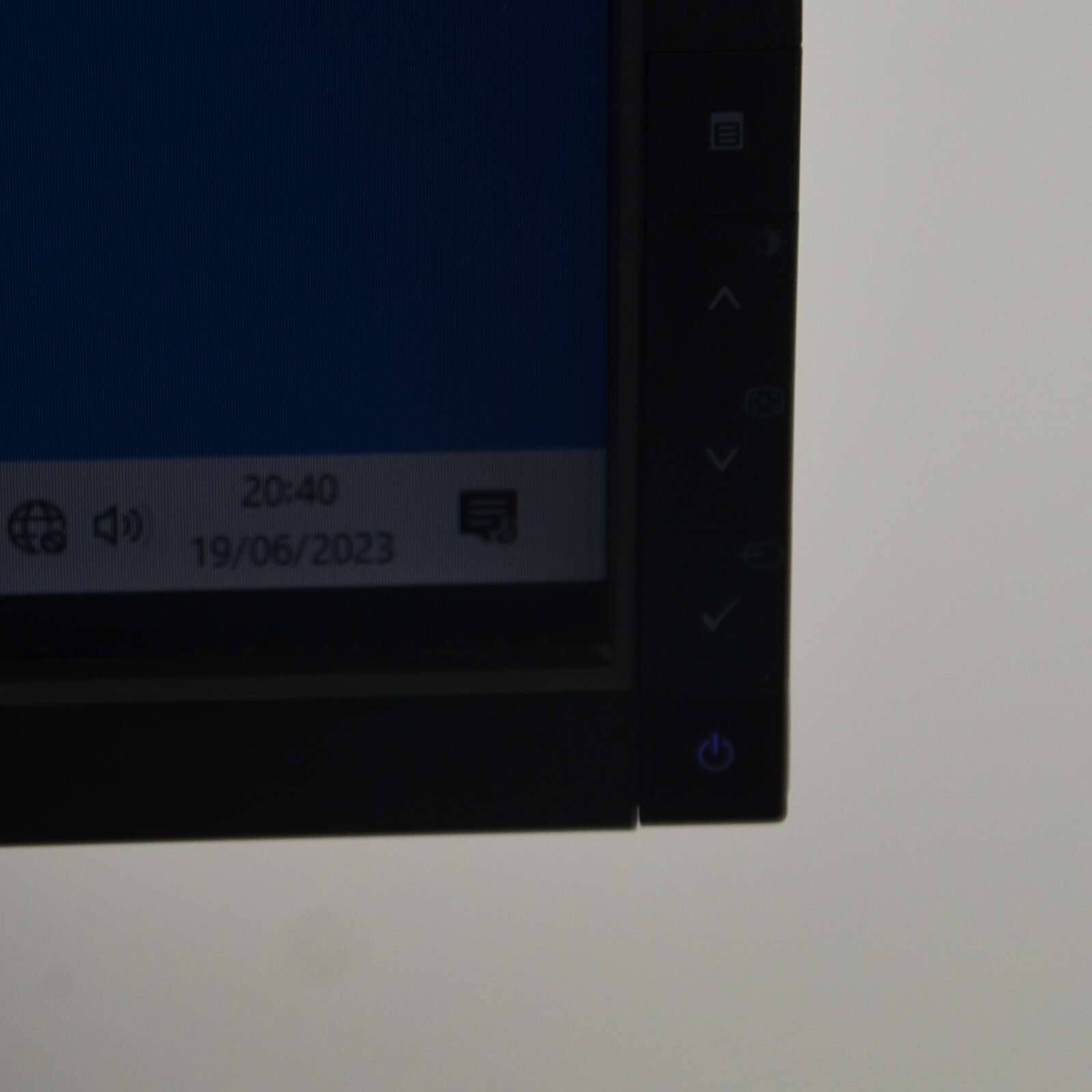 Dell E1909WB 19" Widescreen 1440 X 900 at 75hz LCD Monitor for sale ...