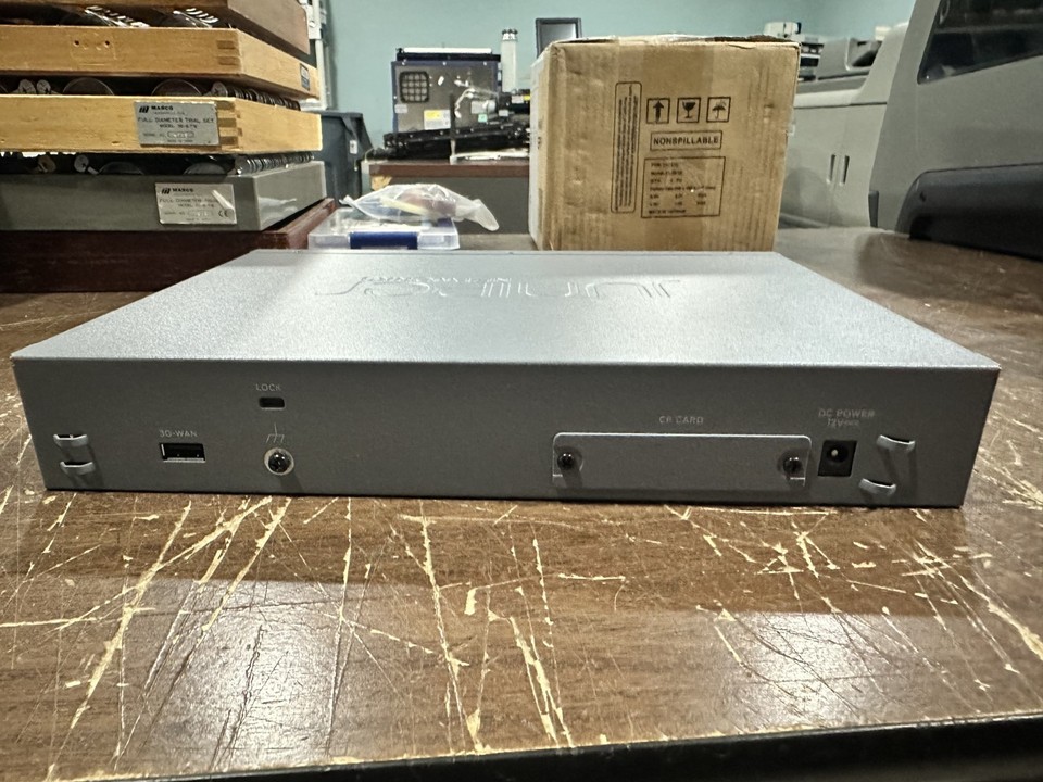 Pre-Owned Grey Juniper Networks SRX110 Running Junos no power adapter ...