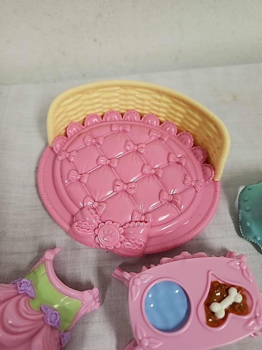 Fisher-Price Snap n Style Pets Ginger Shih-Tzu Dog Puppy Brushable Doll ...