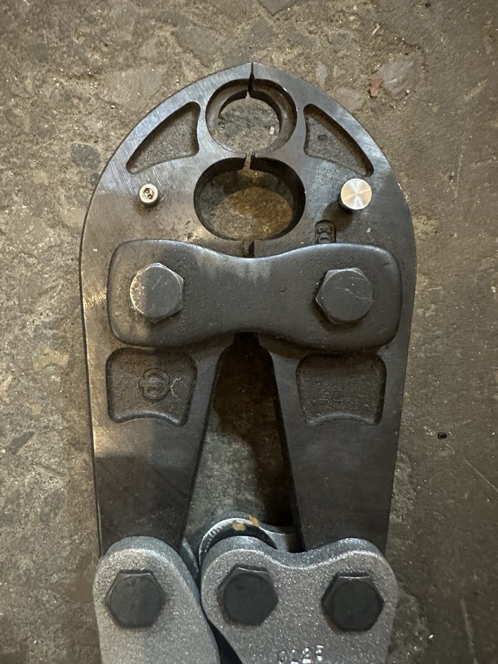 Burndy MD6 , Hand Operated Hytool Crimper W/D3 Grooves, 9000 lbs Crimp ...