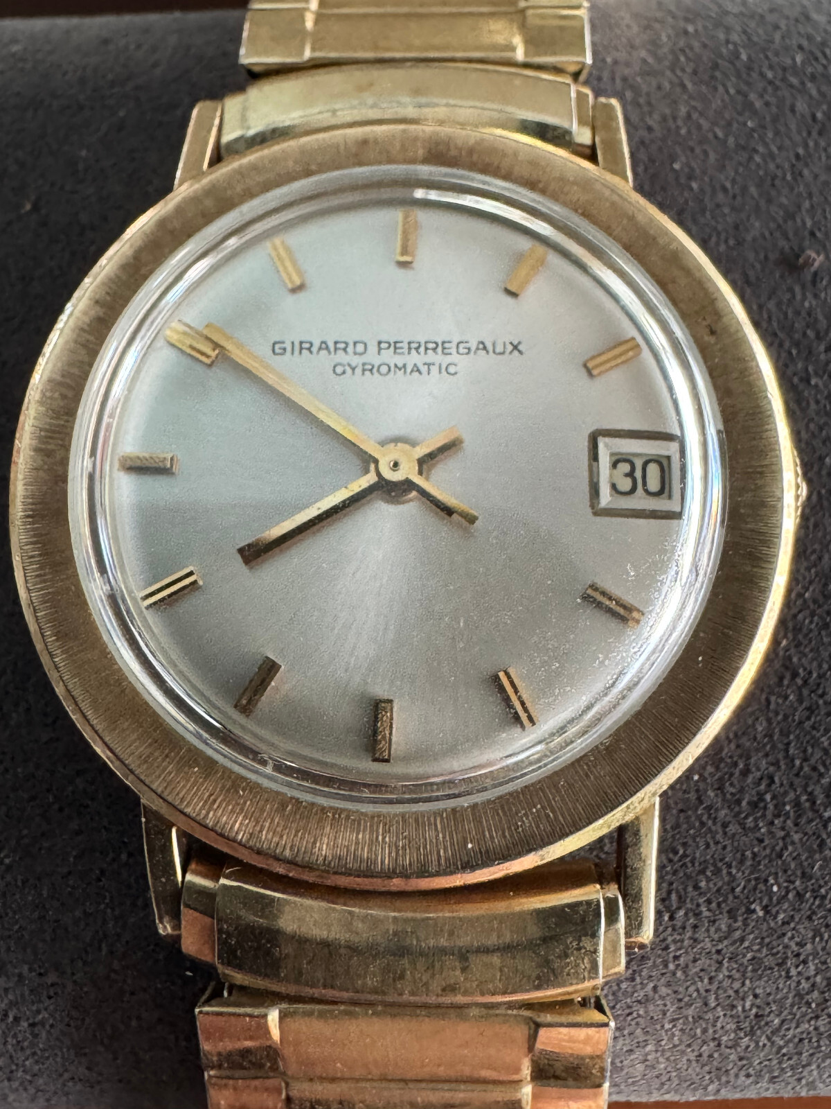 VINTAGE MEN'S GIRARD PERREGAUX GYROMATIC WRIST WATCH KEEPING TIME STUNNING DIAL | eBay