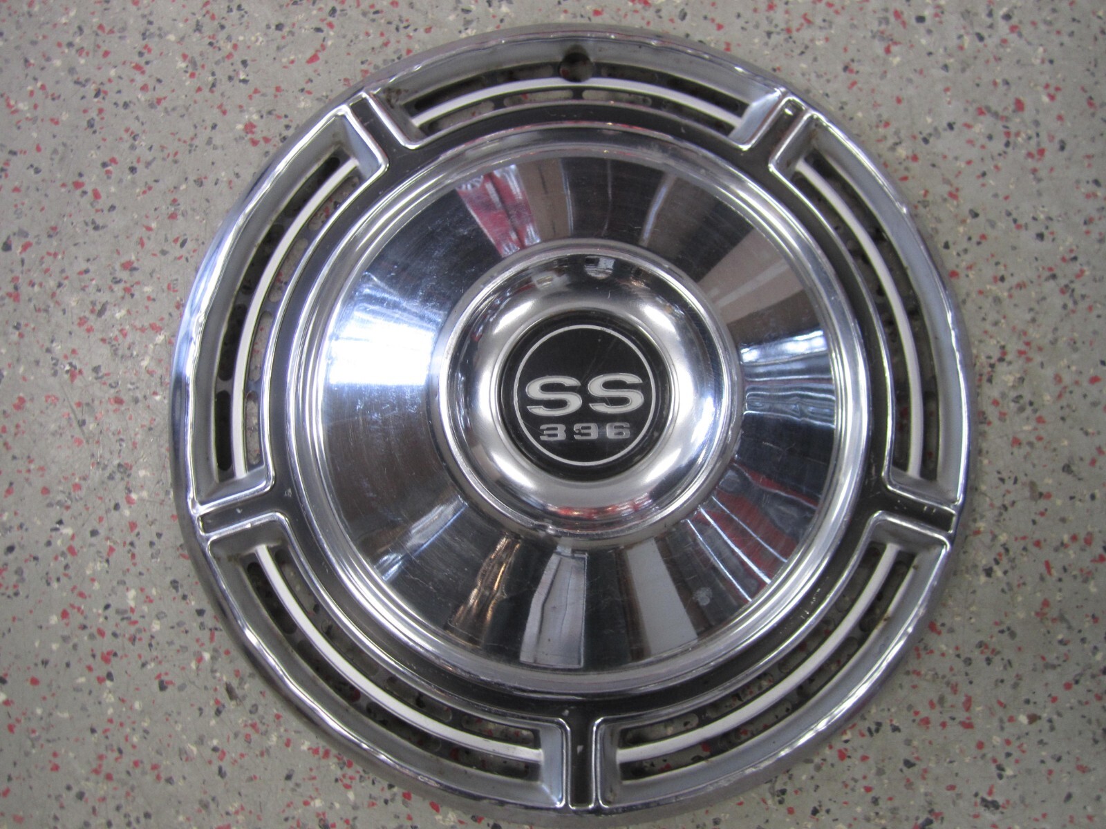 1968 Chevy Chevelle SS 396 14" OEM Wheel Cover Hubcap | 03918054 ...