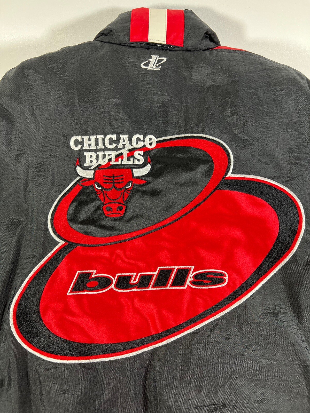 Vtg 90’s Puffer Logo Athletic Chicago Bulls Coat Qui… - Gem