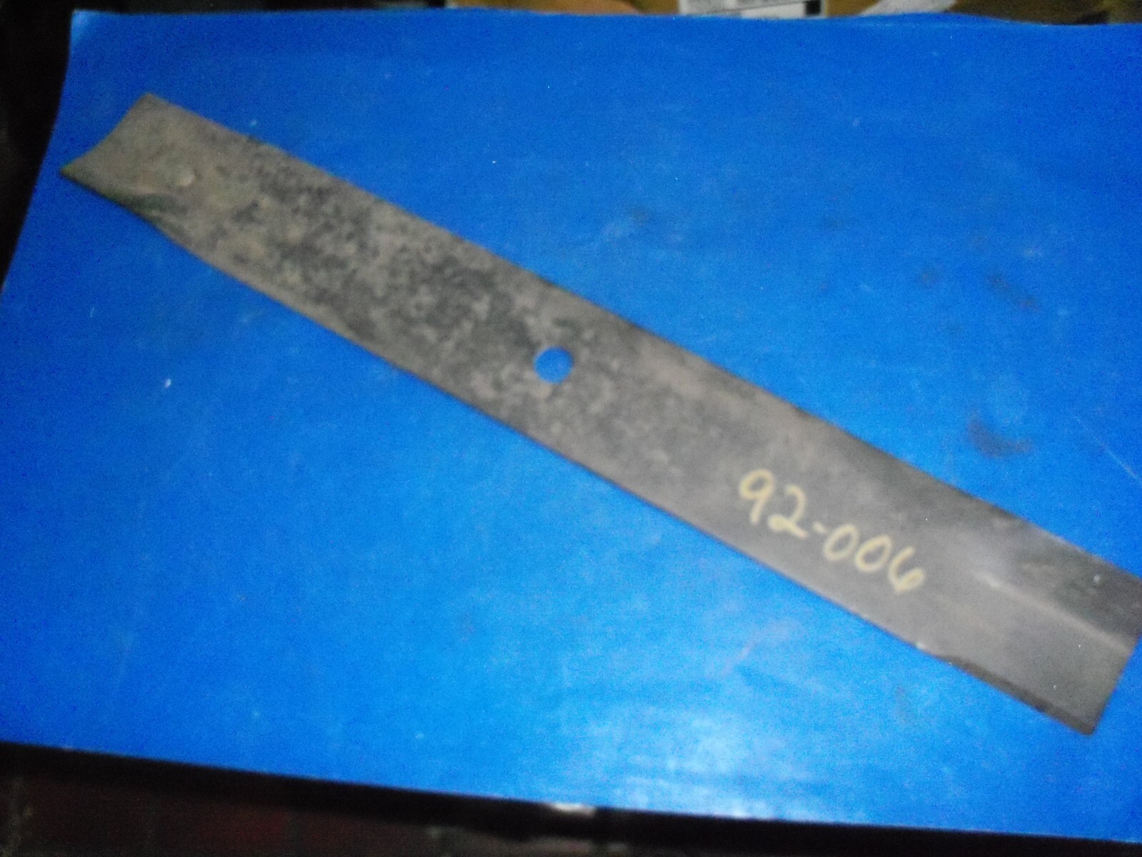 NEW OREGON BLADE FITS LAWN BOY 20" 5/8 HOLE 92-006 M4E | eBay