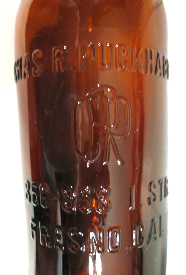 FRESNO, CALIFORNIA QUART SIZE BEER BOTTLE - CHAS. R. PUCKHABER | eBay