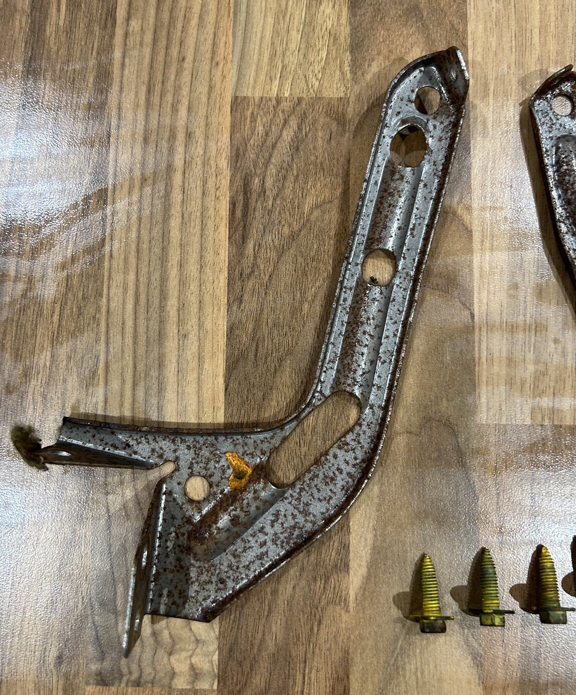 VOLKSWAGEN GOLF JETTA MK2 DASHBOARD SUPPORT BRACKETS MOUNTING PAIR INC ...