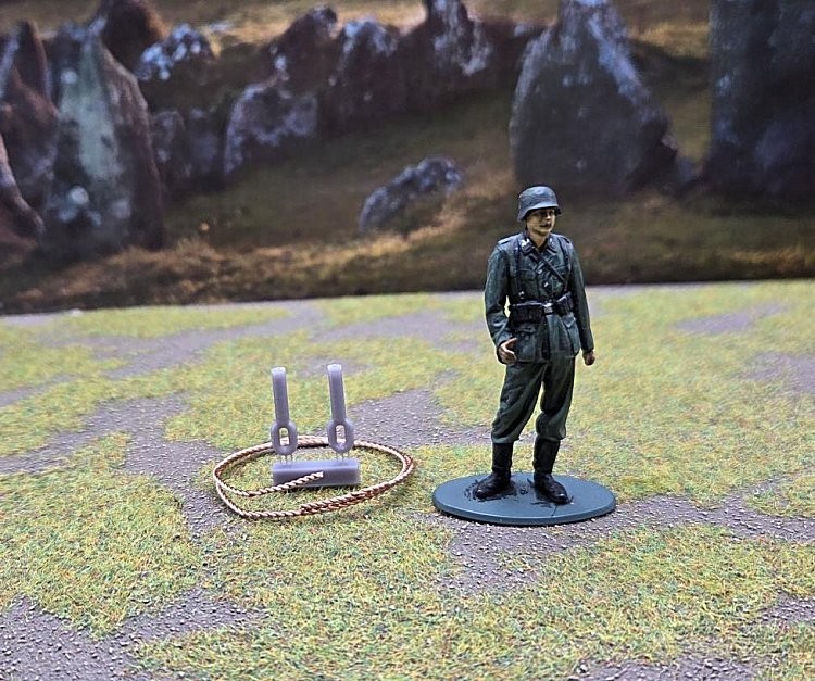 WWII 1/35th (54mm) Type 2 MODEL TOW SET on a SPRUE- with CABLE- COMES ...