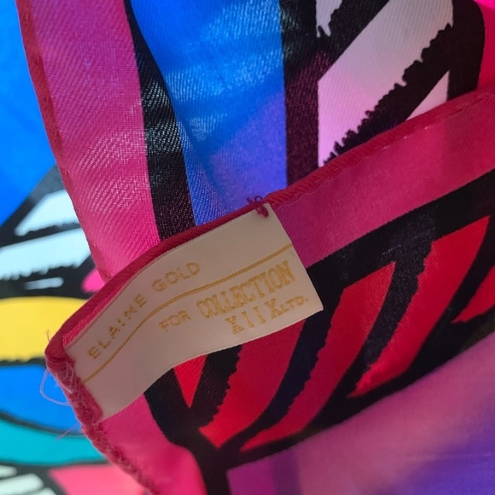 80’s Elaine Gold for Collection XIIX Scarf - retro - Gem