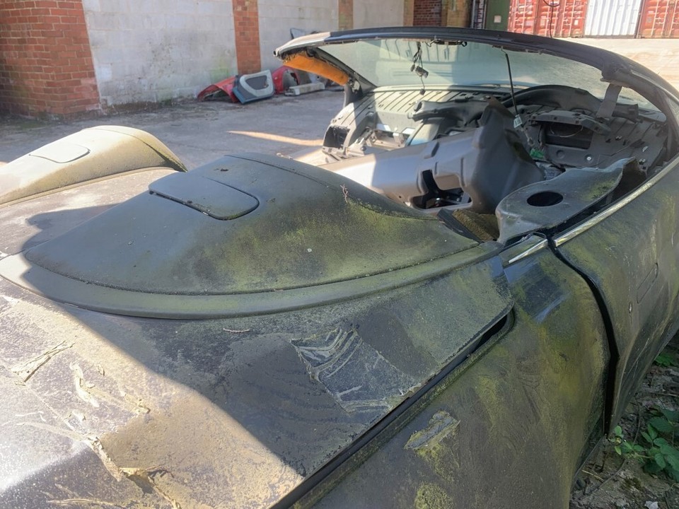 Aston Martin Vantage Tonneau Cover Parts Clam Shell | eBay UK