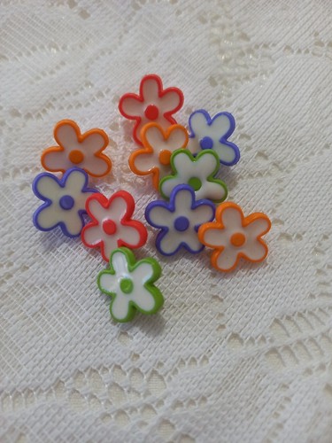 10 Mixed Colour Flower Shank Buttons. Approx 15 mm | eBay