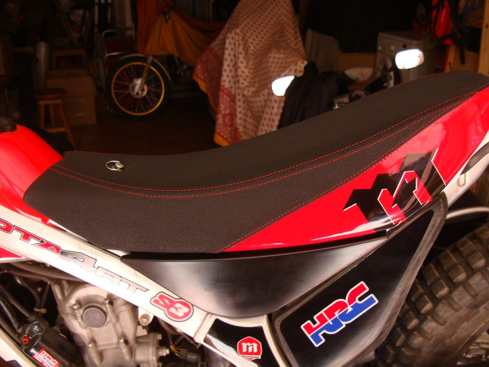 SEAT MONTESA 4RT SINGLE SEAT ASSY NEW ! MONTESA COTA 4RT SEAT WITH ...