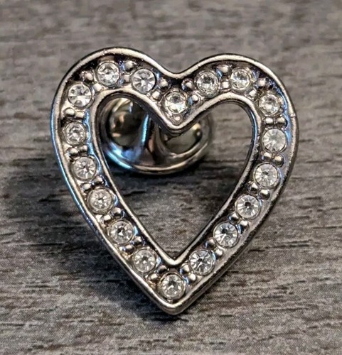🤍 Sparkling Heart-Shaped Lapel Pin w/ 18 Rhinestones Avon Valentine's ...