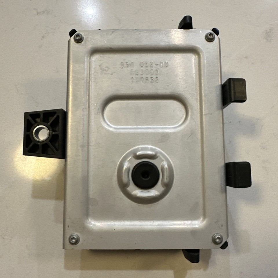 2011-2012 GM FUEL PUMP FLOW CONTROL MODULE OEM 20867260 | eBay