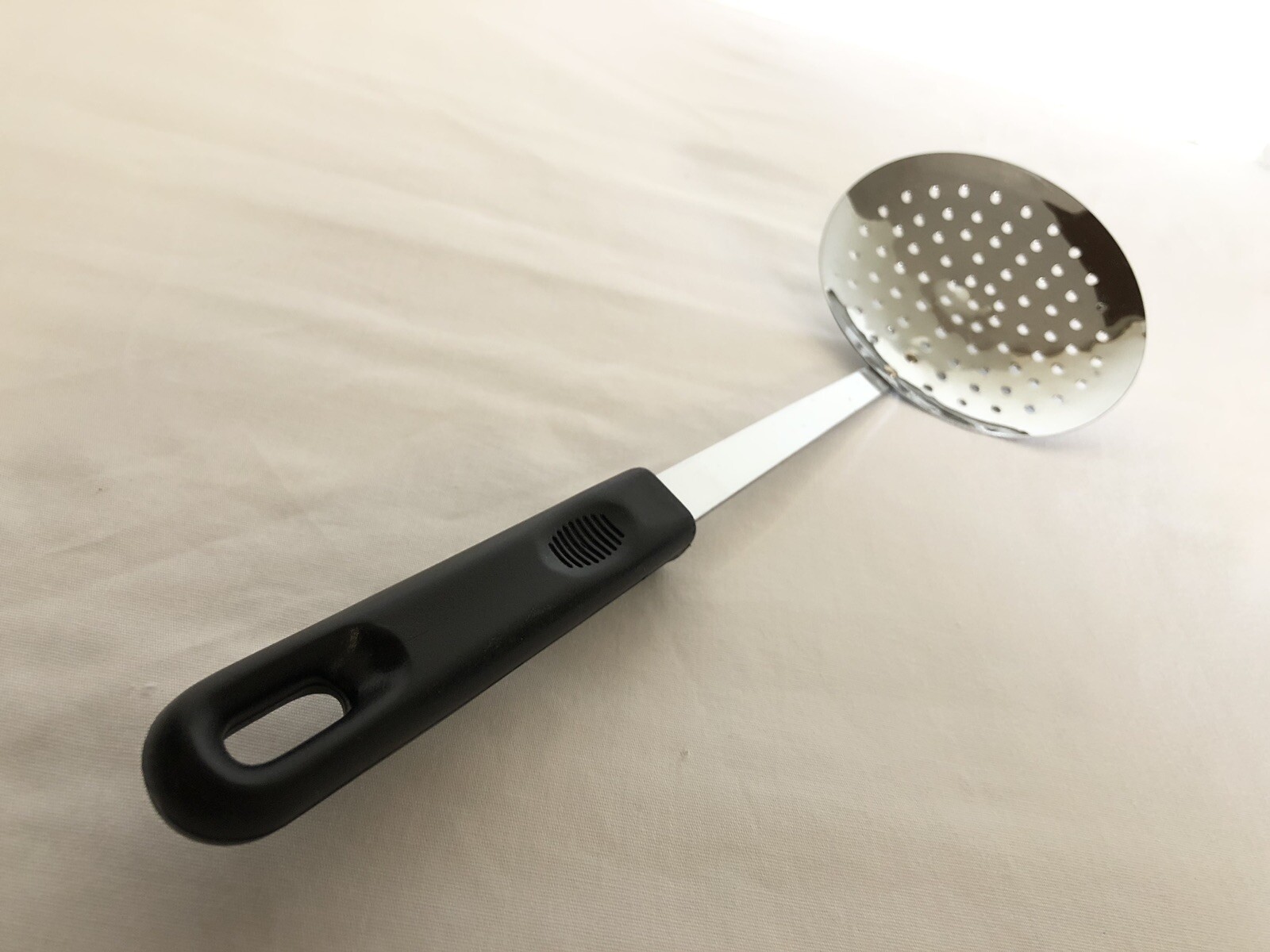 PERFORATED LADLE SKIMMER DEEP FRYING BASKET SPATULA CHANS KITCHEN 13 ...