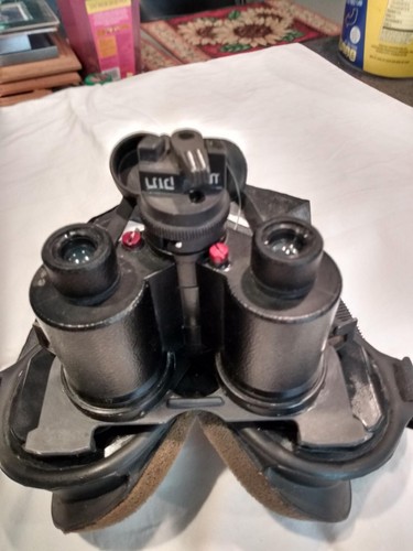 MILITARY ISRAELI NIGHT VISION GOGGLES Includes locking hard case with ...