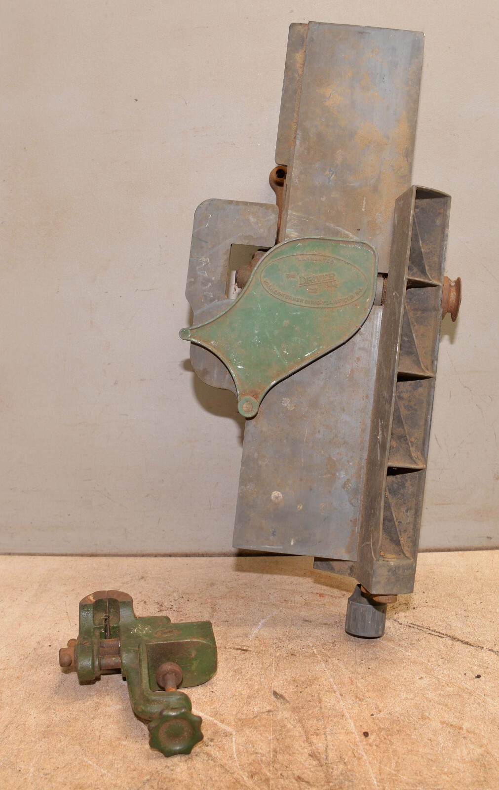 Walker Turner 4" jointer bench tool & driver line vise collectible wood ...