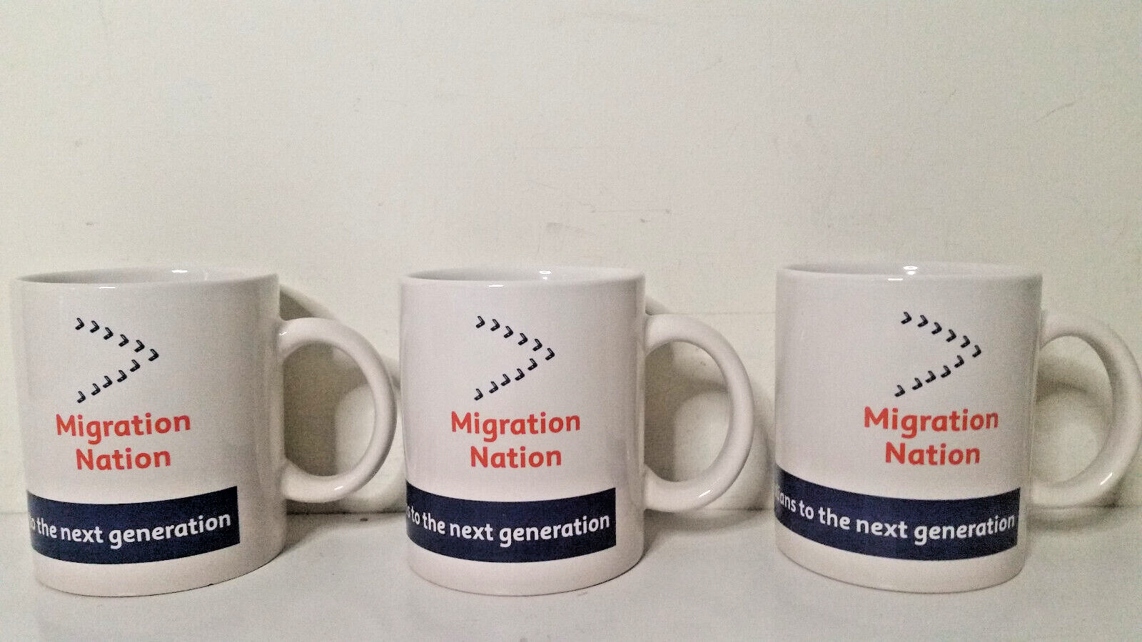 3x TELSTRA MUG MIGRATION NATION MOVE AUSTRALIANS TO THE NEXT G PHONE ...