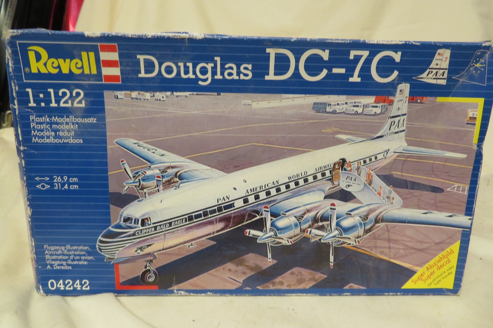 NEW NOS REVELL DOUGLAS DC-7C PAN AMERICAN AIRWAY 1:122 #04242 MODEL KIT ...