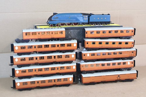 DJH PC MODELS EM GAUGE KIT BUILT LNER A4 MALLARD LOCO & 10 GRESLEY ...