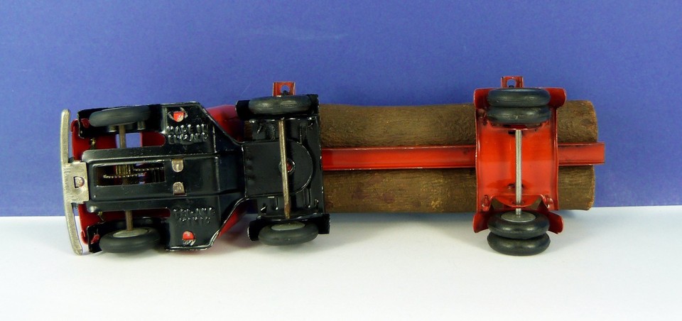 TRIANG MINIC 74M TINPLATE CLOCKWORK ARTICULATED LOG LORRY WORKING WITH ...