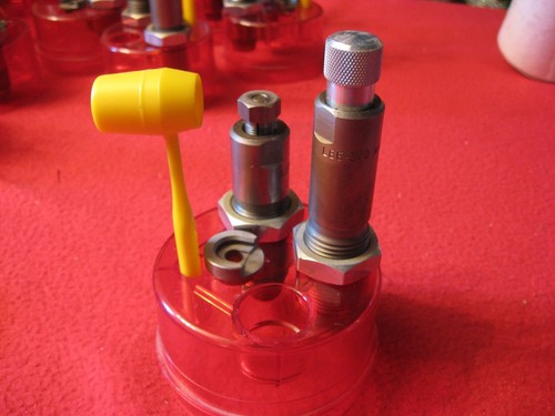 LEE .300 MAG RELOADING 2 PIECE DIE SET #15 | eBay