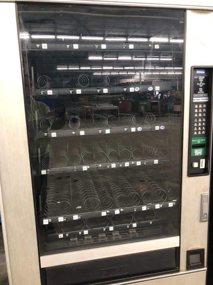 CRANE-NATIONAL VENDING MACHINE MODEL 147 40 SLOT $ BILL VALIDATOR | eBay