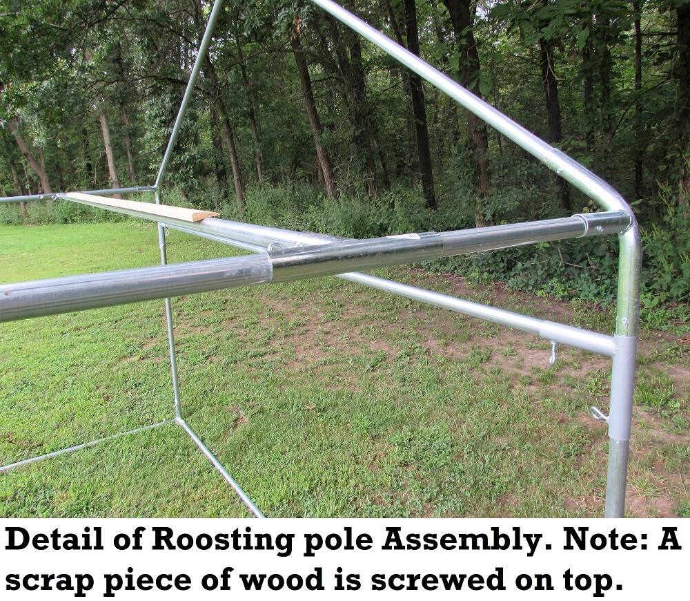 Pinnon Hatch Farms Movable Metal Walk-In Chicken Run Pen 10' W x 10'/20 ...