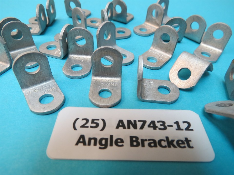 90-Degree UMPCO Angle Bracket Aeronautical Standards AN743-12 Aircraft ...