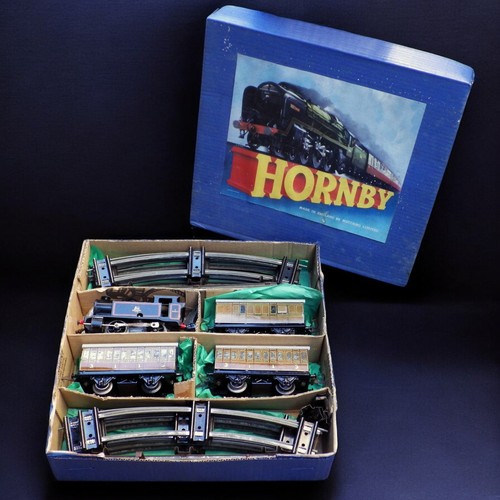 HORNBY O GAUGE 1950s Vintage Clockwork PASSENGER TRAIN SET | eBay UK
