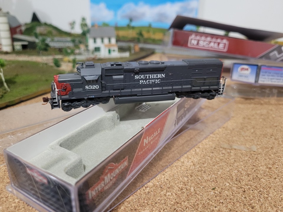 N Scale Intermountain SD40T-2 SP #8320 *DCC Equipped* | eBay