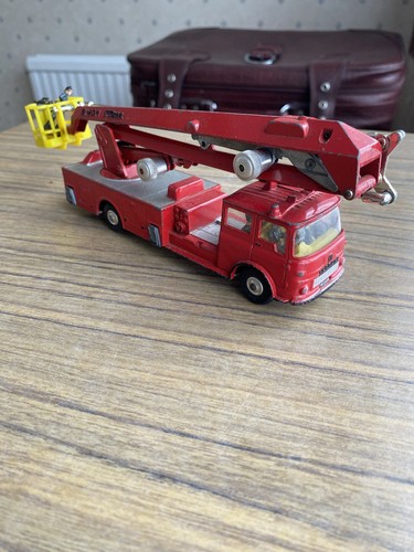 Corgi 1127 Simon Snorkel fire engine. | eBay UK