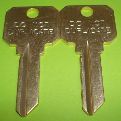 🔑 Lot of 2 uncut Schlage DND SC1 Brass "Do Not Duplicate" Key blanks (2 ...