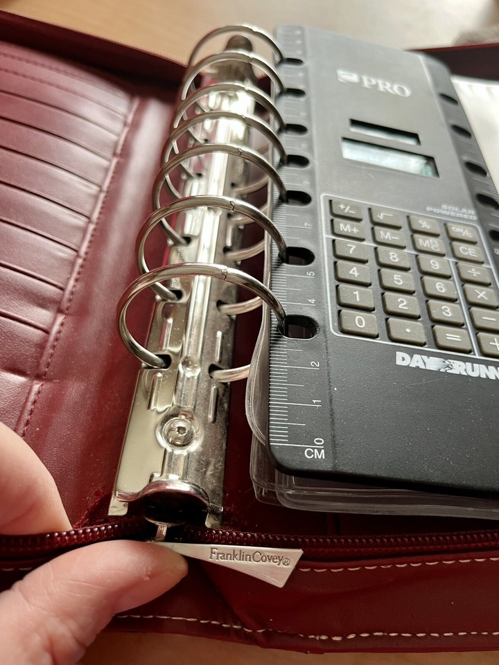 1998 Red Franklin Covey Day Runner Planner Binder 7 Ring Retractable ...