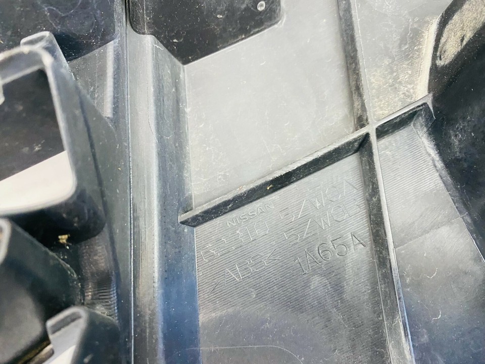 2017 2018 2019 2020 Nissan Armada Front Grill Grille 62310-5ZW0A CAMERA ...