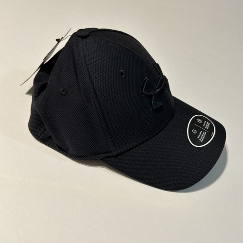 UNDER ARMOUR FITTED HAT WICKS SWEAT QUICK DRYING BLACK UA Classic Fit ...