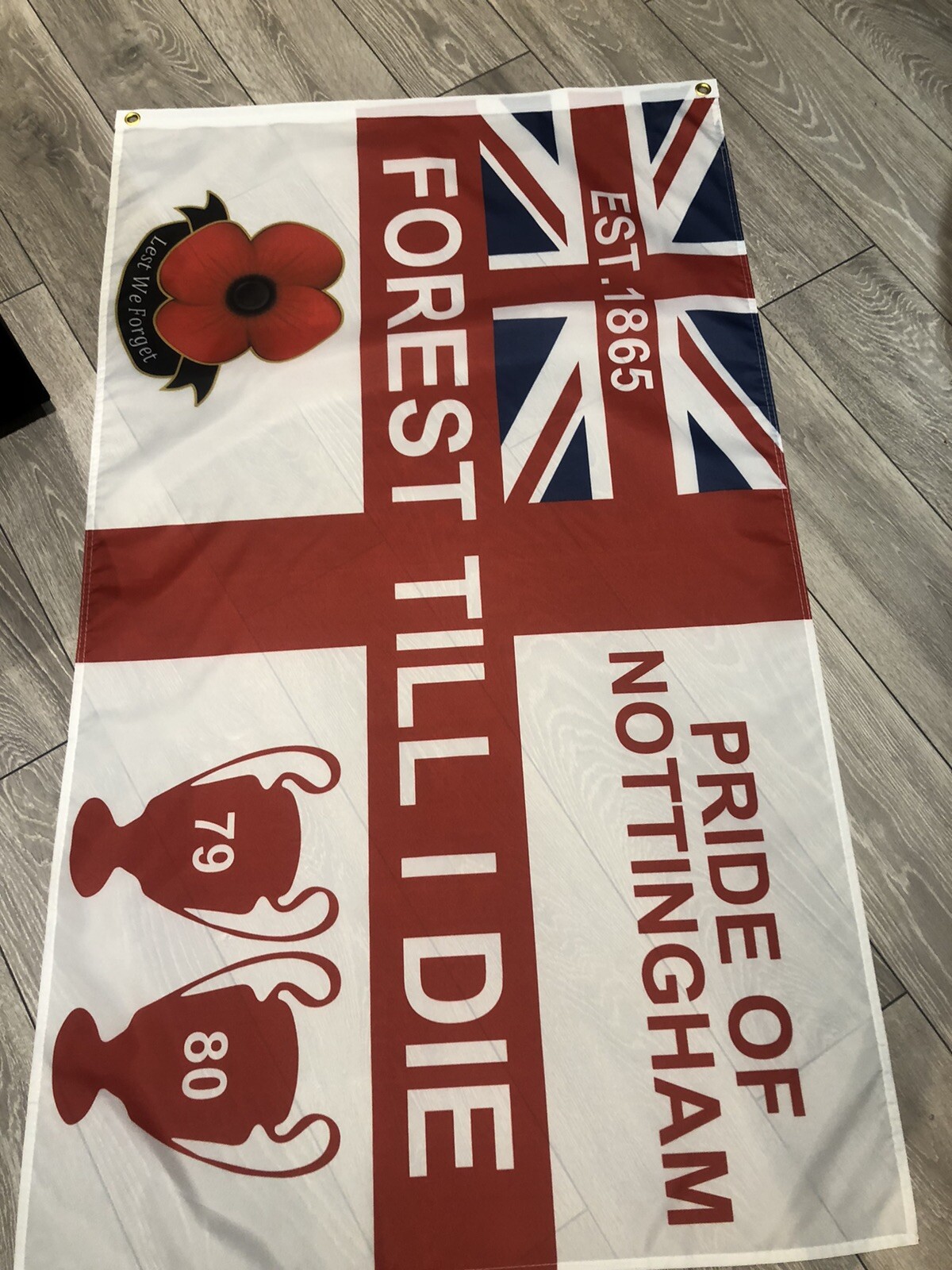 Nottingham Forest Flag 5ft by 3ft - Nottingham Forest Football Flag ...