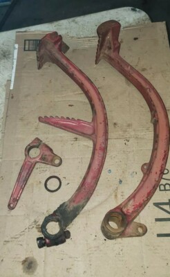 Farmall M tractor brake pedals set foot brake right left set lever an ...