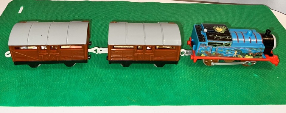 Thomas & Friends Trackmaster See Inside Livestock Farm Mattel Train ...