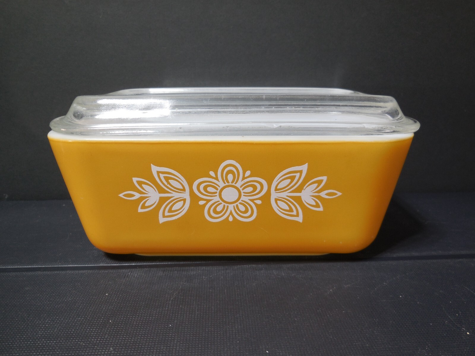PYREX 0502 BUTTERFLY GOLD 1-1/2 PT Medium Refridgerator Jar w Lid (J27 ...