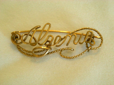 Vintage GF Unusual Rare Name Brooch / Pin " Algenia " in gold-tone wire ...