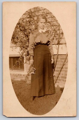 Postcard RPPC Lady Posing holding Flower UNPOSTED/ NOKO 1907/20 D-15 | eBay