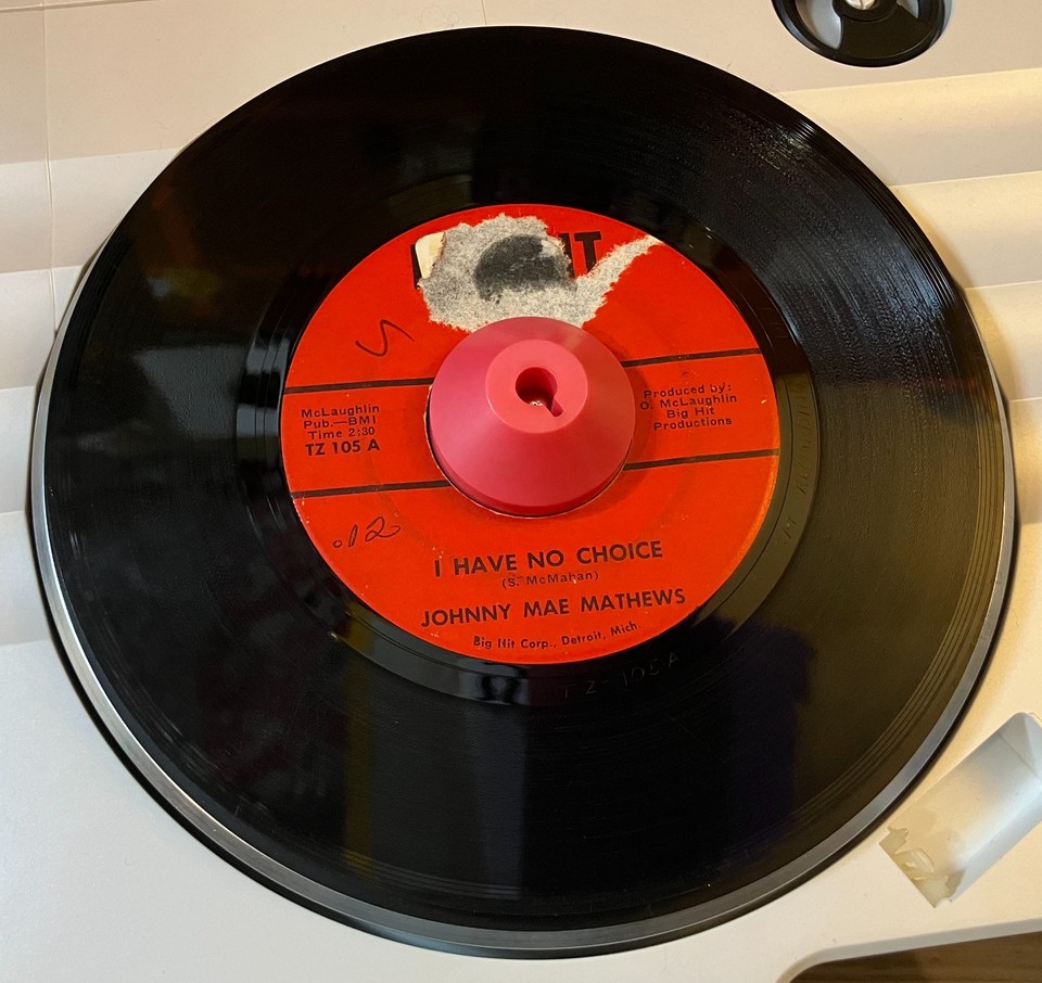 Johnny Mae Mathews - I Have No Choice / That's When It Hurts ( Big Hit ...