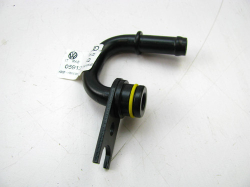 NEW AUDI Q7 4L FRONT CENTER ENGINE COOLANT PIPE CONNECTOR 059121131Q ...