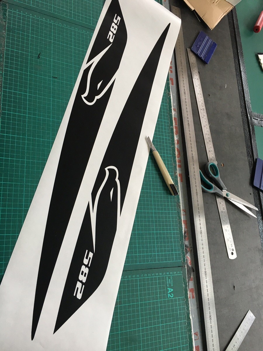 Custom Bonnet Decals Custom Bonnet Bulge Decals For Ford BA/BF XR8/GT ...
