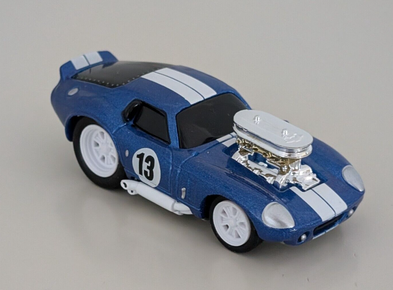 Shelby Daytona Coupe Muscle Machine 1:64 Scale Diecast Blue Collector ...