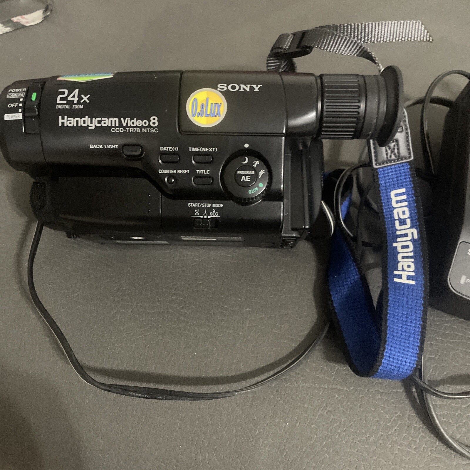 Sony Handycam Video 8 CcD-TR78 NTSC HIFI STEREO with adapter.NOT TESTED ...